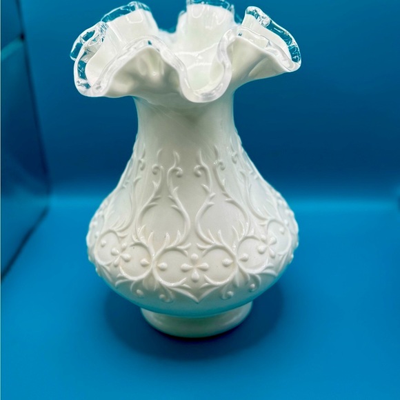 Accents | Elegant White Embossed Vase | Poshmark